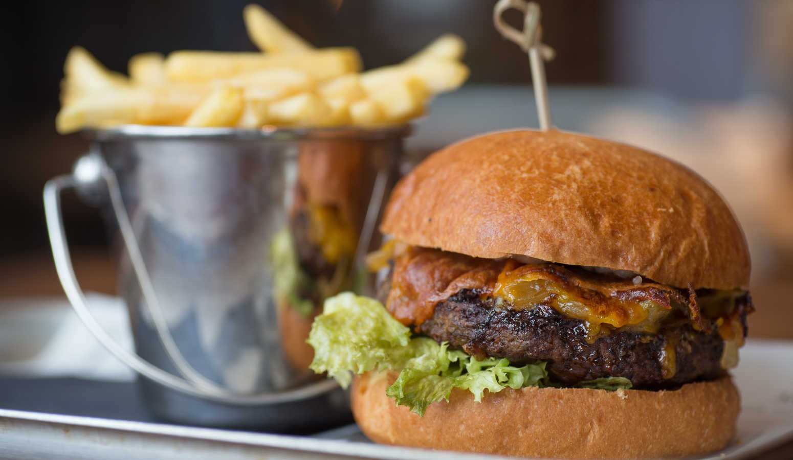 Food & Drink - Nine Elms Tavern